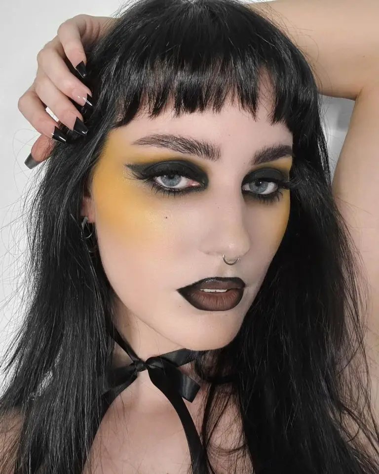 25 Goth Makeup Ideas: From Subtle to Glamorous Looks