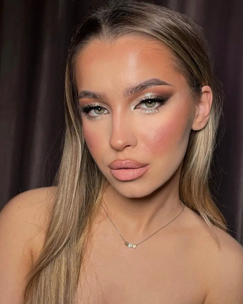 27 Glowy Summer Makeup 2024 Ideas: Natural Looks for a Sun-Kissed Aesthetic