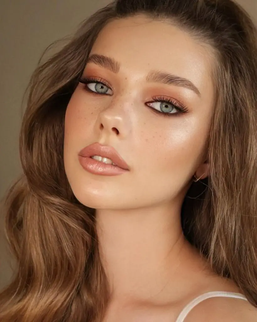 27 Summer Formal Makeup Ideas 2024: Soft Glam, Natural Looks for Brown ...