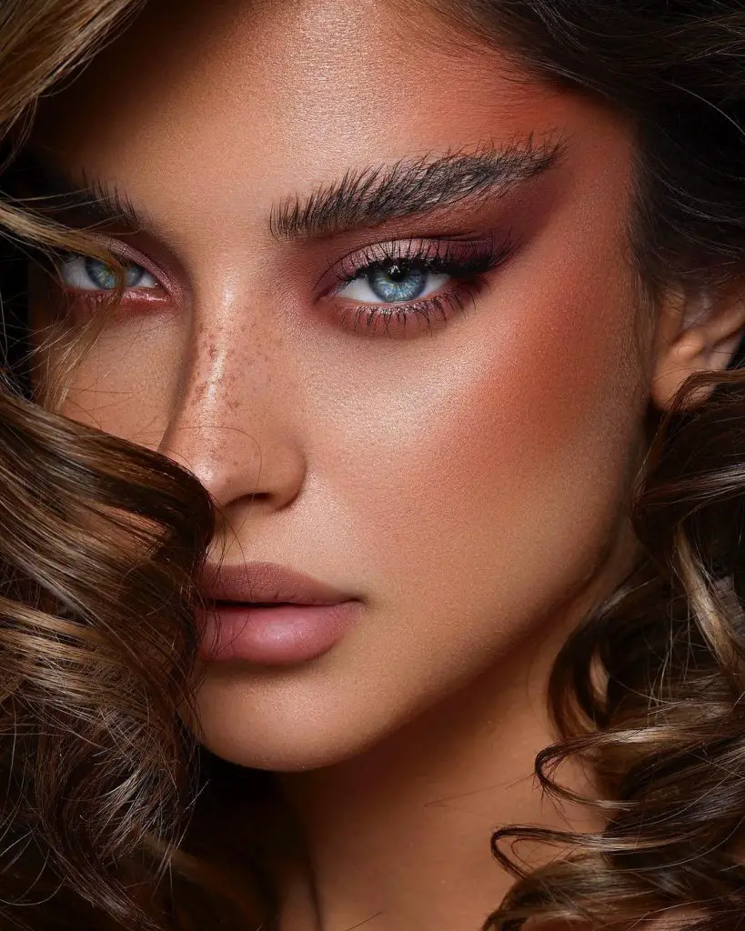 25 Eye Makeup Ideas: Creative, Smokey, and Natural Looks for Every ...