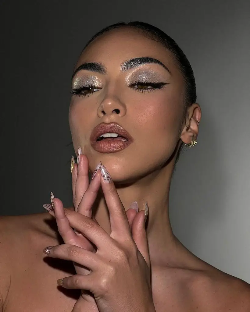 29 Summer Beach Makeup Ideas 2024: Natural, Sun-kissed Looks for Your ...
