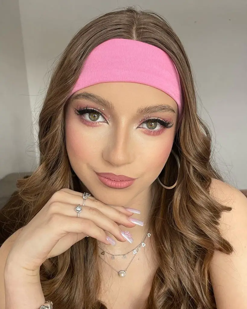 31 Barbie Makeup Ideas: Iconic Looks and Tutorials for Every Occasion