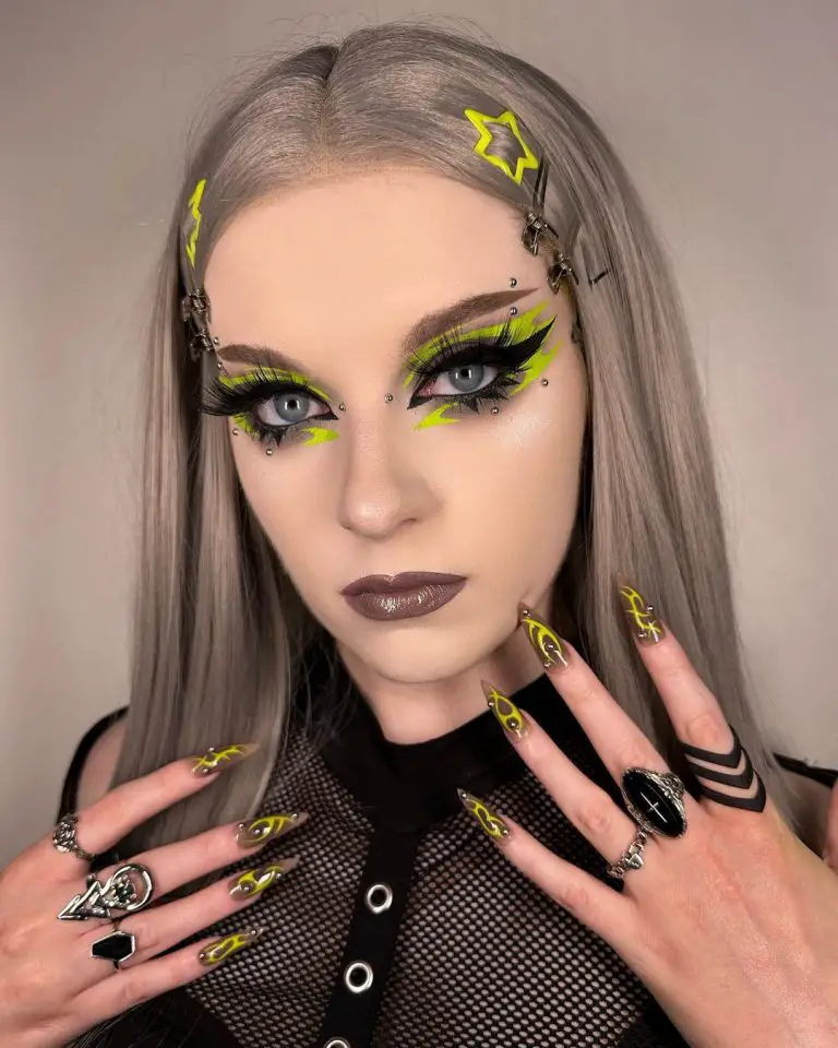 25 Goth Makeup Ideas: From Subtle to Glamorous Looks