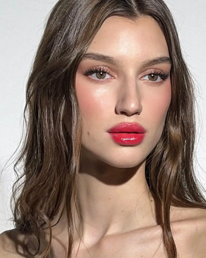 29 Summer Beach Makeup Ideas 2024: Natural, Sun-kissed Looks for Your ...