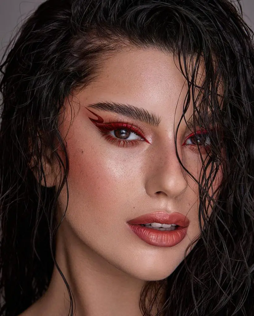 25 Makeup Ideas for Hazel Eyes: Stunning Looks for Every Occasion