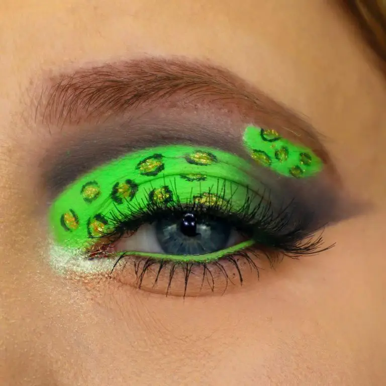 25 Fun Summer Makeup Ideas 2024: Colorful, Easy Looks & Inspiration