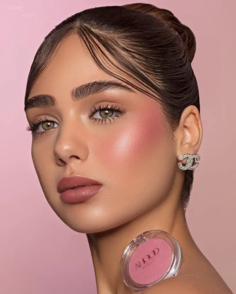 25 Summer Work Makeup Ideas 2024: Professional and Natural Looks for ...