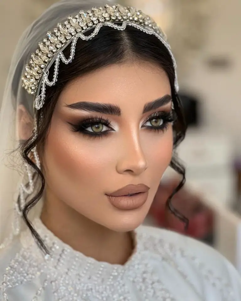 27 Shadowy Eyes Makeup Ideas: Bold Styles and Tutorials for Every Occasion