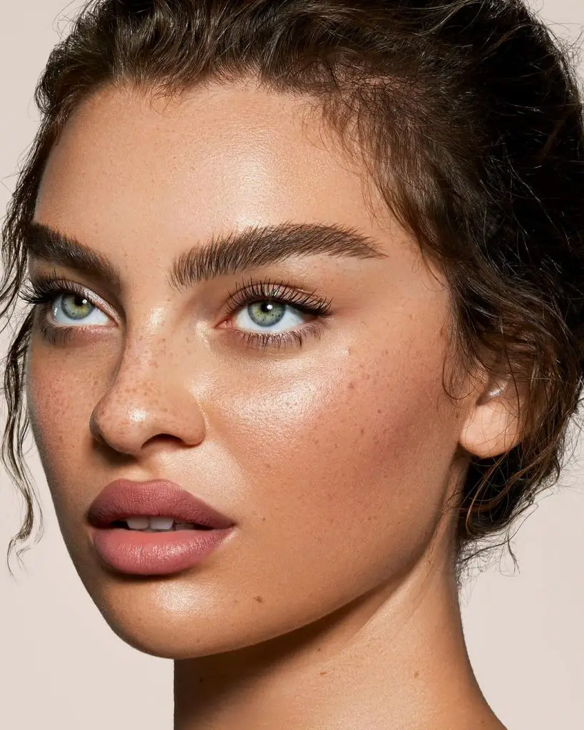 29 Summer Beach Makeup Ideas 2024: Natural, Sun-kissed Looks for Your ...
