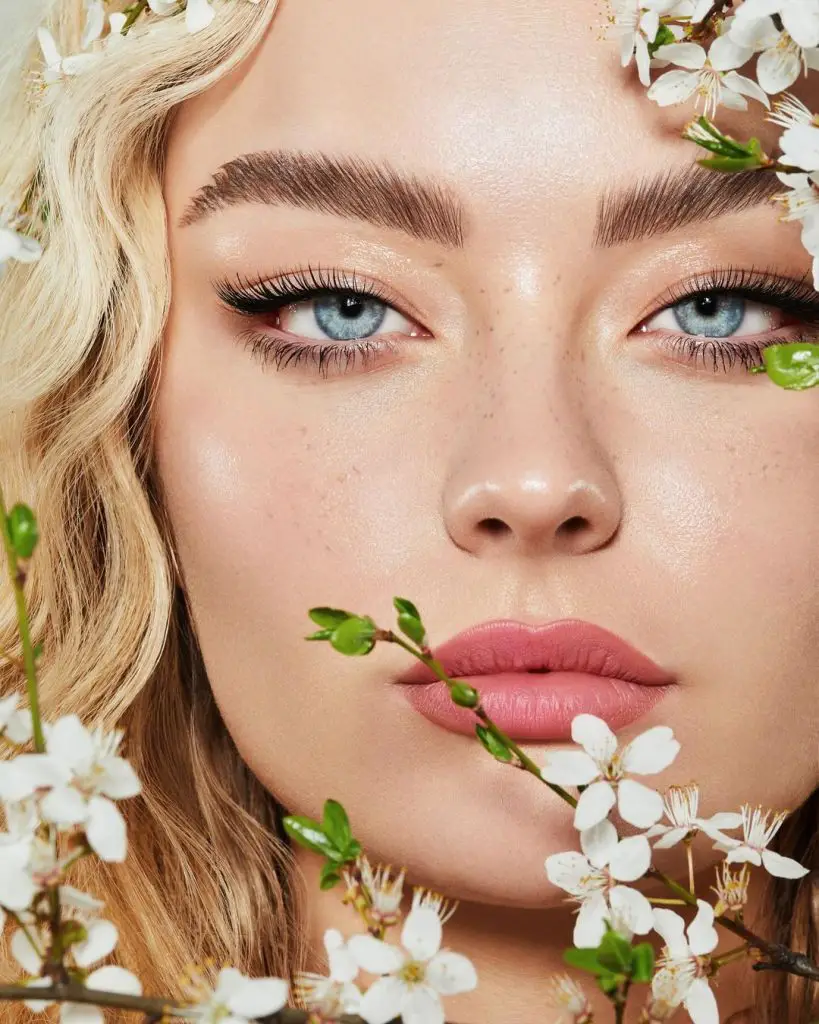 29 Summer Beach Makeup Ideas 2024: Natural, Sun-kissed Looks for Your ...