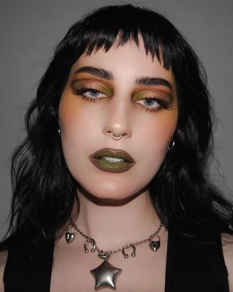 25 Goth Makeup Ideas: From Subtle to Glamorous Looks