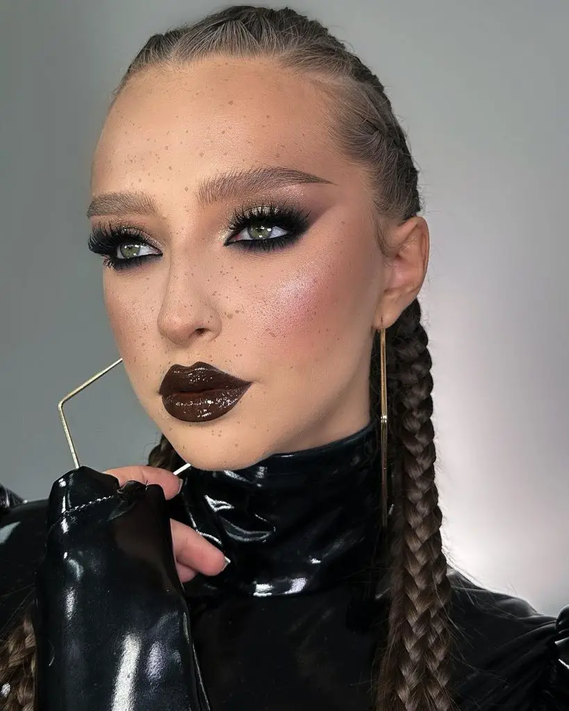 27 Shadowy Eyes Makeup Ideas: Bold Styles and Tutorials for Every Occasion