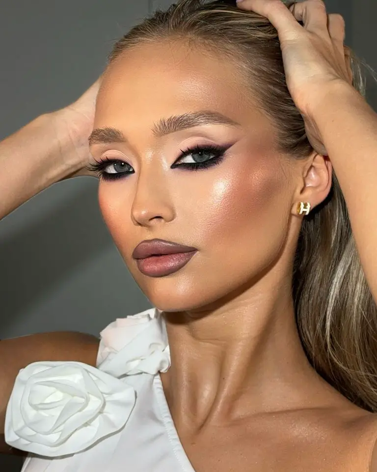 31 Edgy Summer Makeup Ideas 2024: Grunge, Aesthetic Looks & Tutorials