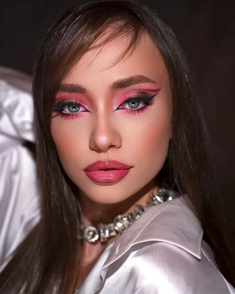 31 Summer Party Makeup Ideas 2024: Stunning Looks for Brown, Green, and ...