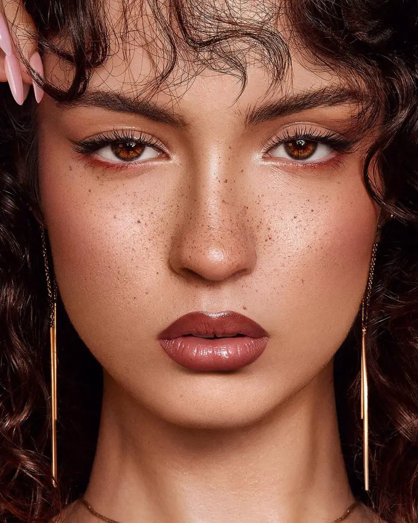 29 Classy Summer Makeup Ideas 2024: Red Lips, Soft Glow & Elegant Tutorials