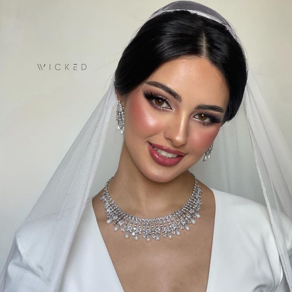 29 Elegant Summer Makeup Ideas 2024: Classy, Soft, and Natural Looks ...