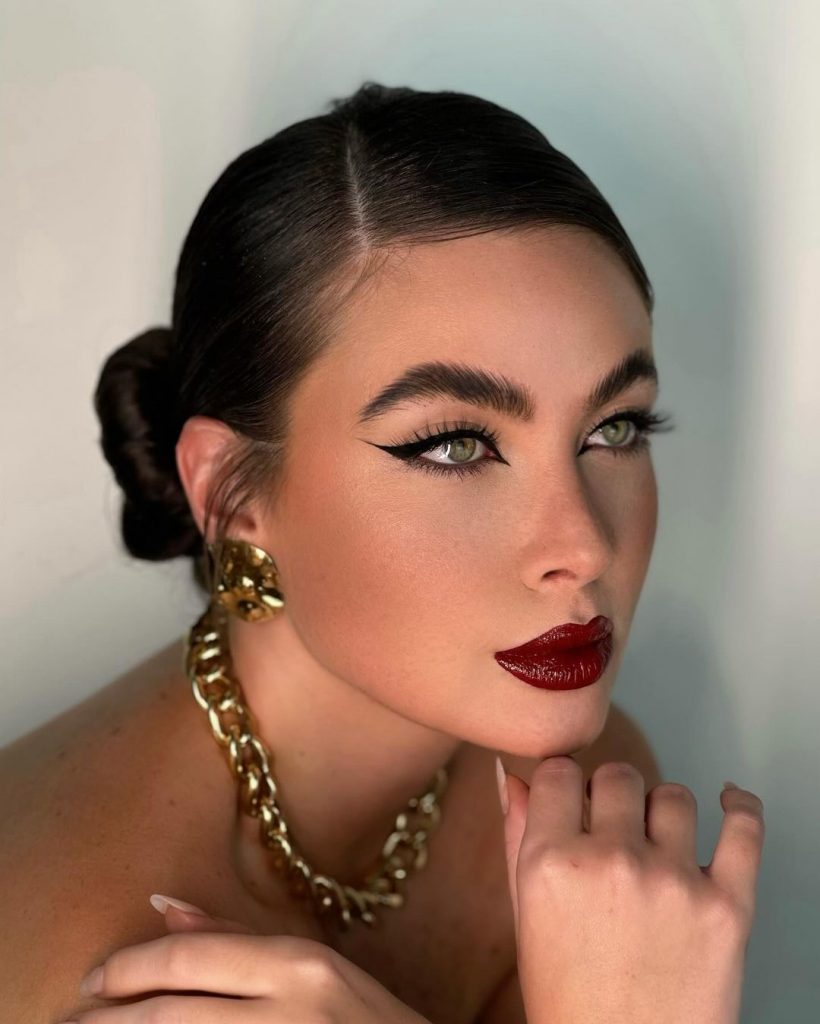 29 Summer Lipstick Ideas: Explore Soft, Bright, and Cool Shades for a ...