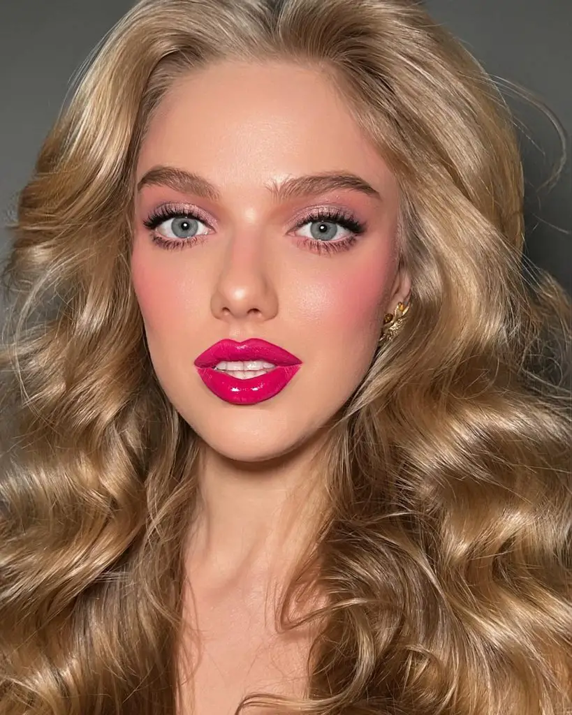 29 Summer Beach Makeup Ideas 2024: Natural, Sun-kissed Looks for Your ...