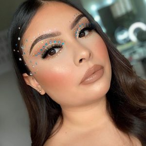 Birthday Makeup: 27 Glamorous and Fun Ideas for Every Celebration