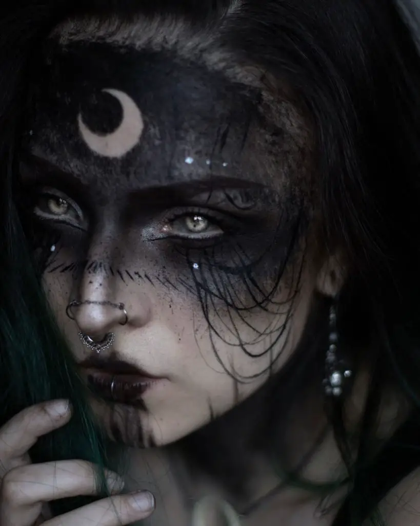 25 Witch Makeup Ideas: Pretty, Spooky, and Easy Looks for Halloween