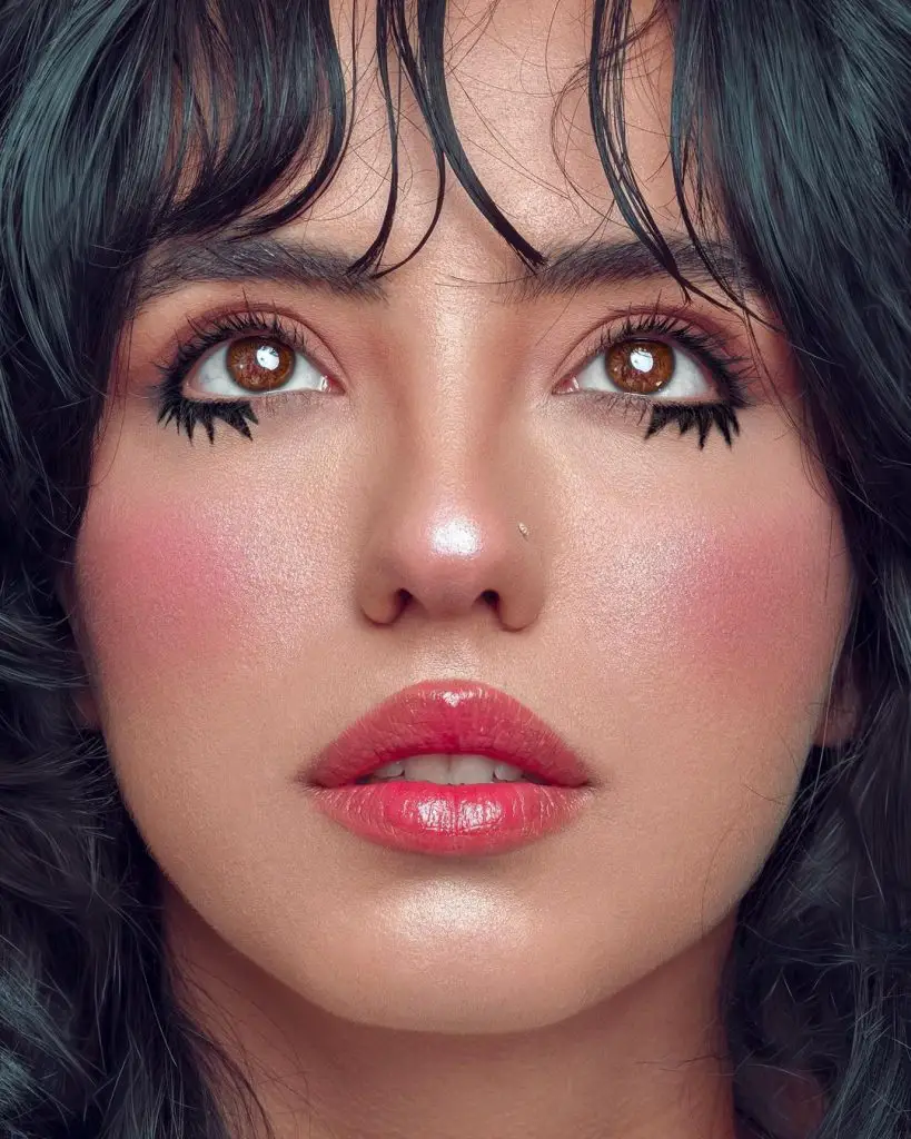 Dramatic Eye Makeup: 27 Ideas and Step-by-Step Tutorials for Stunning Looks