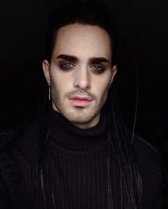 25 Vampire Makeup Ideas for Men: Easy and Gothic Looks for Halloween