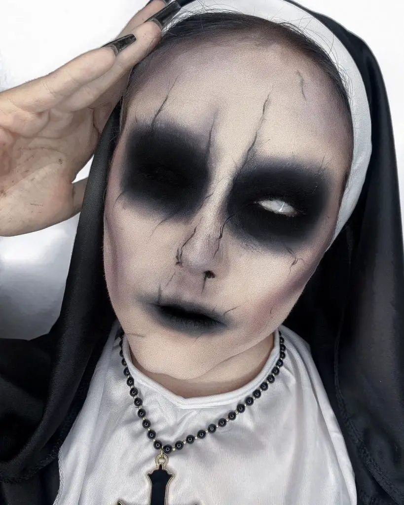 27 Nun Makeup Ideas: Pretty, Spooky, and Easy Looks for Halloween