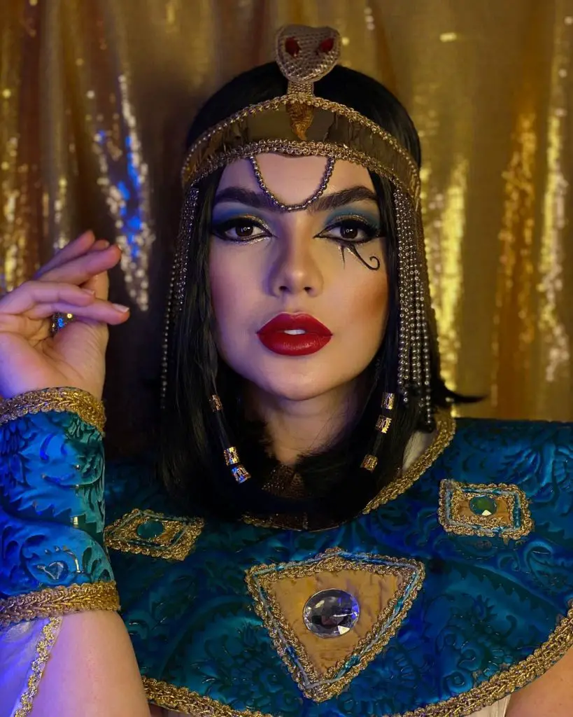 25 Egyptian Eye Makeup Ideas: Cleopatra-Inspired Looks and Tutorials