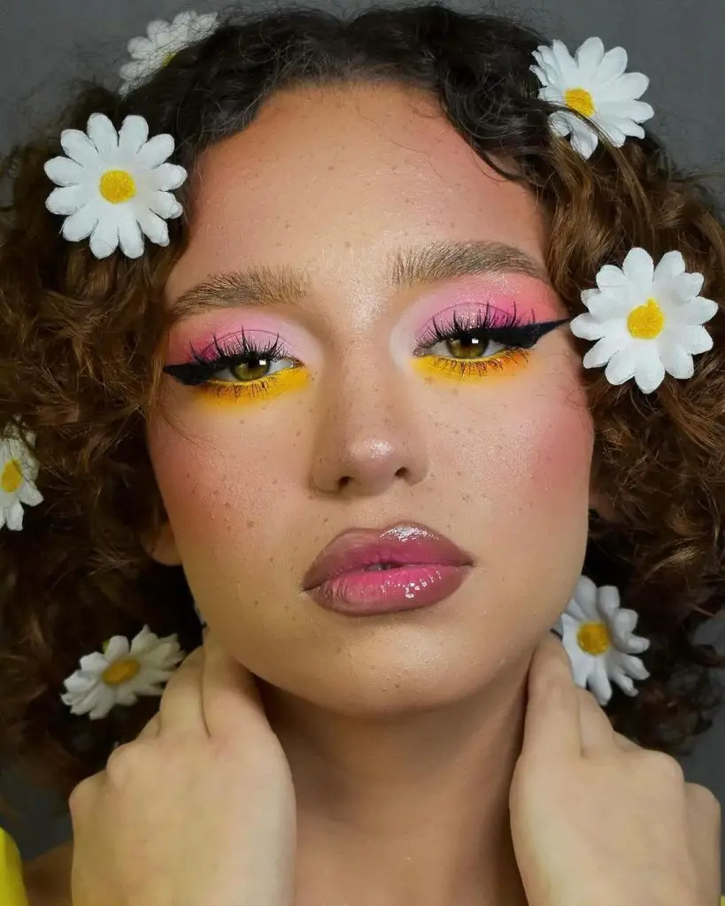 Birthday Makeup: 27 Glamorous and Fun Ideas for Every Celebration