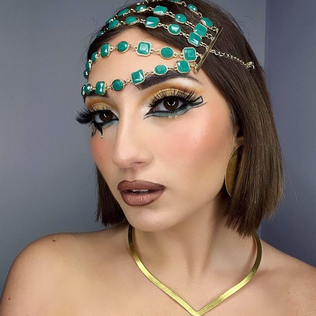 25 Egyptian Eye Makeup Ideas: Cleopatra-Inspired Looks and Tutorials