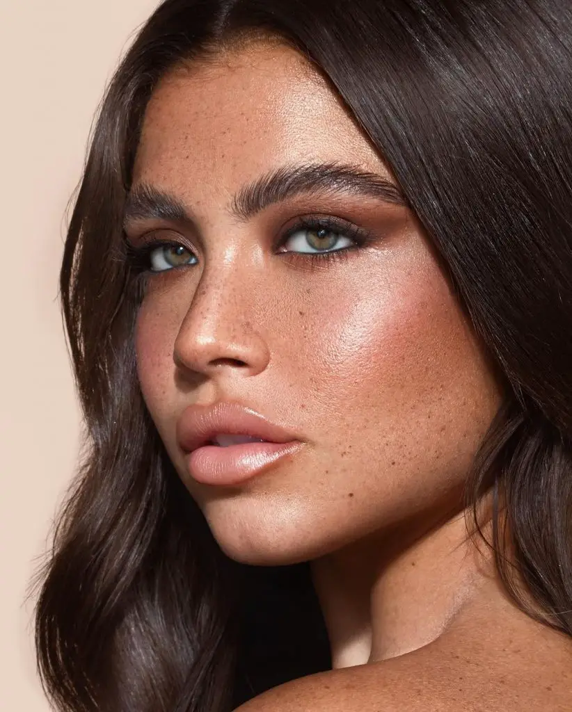 Simple Eye Makeup: 29 Easy and Stunning Ideas for Every Occasion