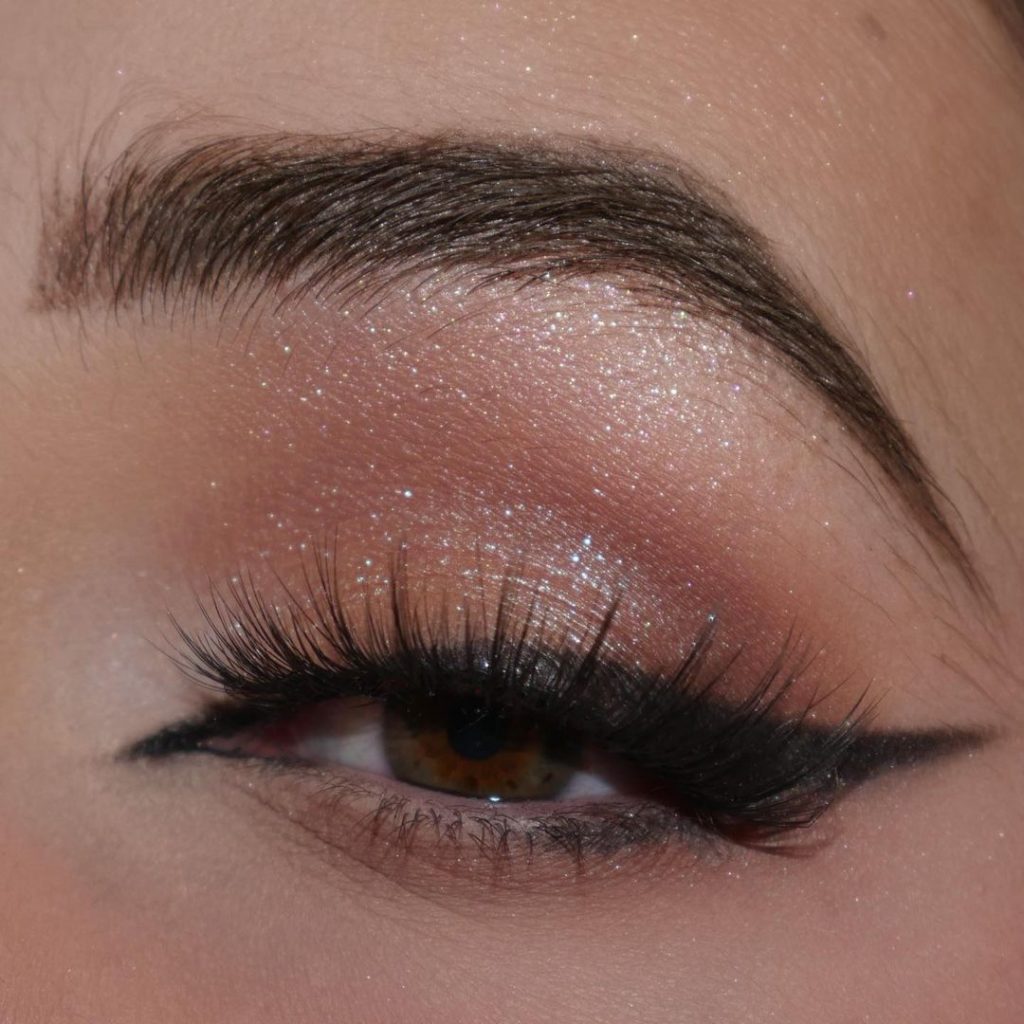 Siren Eye Makeup: 25 Captivating Ideas for Dark, Smokey, and Everyday Looks