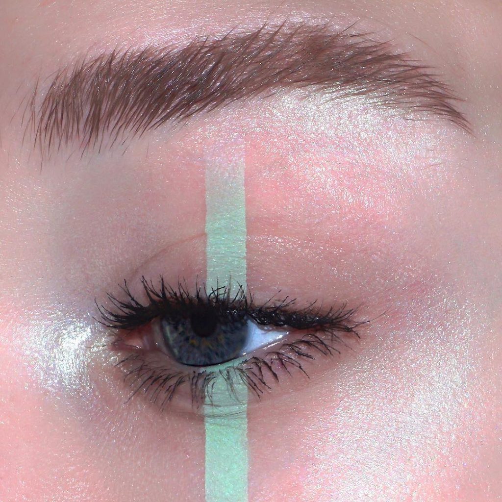 Under Eye Makeup: 25 Bright and Bold Ideas to Cover Dark Circles and ...
