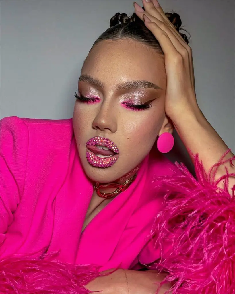 29 Eye Makeup Ideas with Pink: Stylish and Versatile Looks for Any Outfit