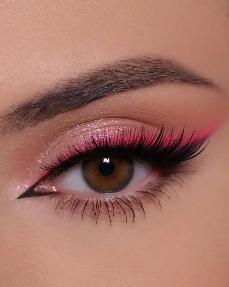 29 Eye Makeup Ideas with Pink: Stylish and Versatile Looks for Any Outfit