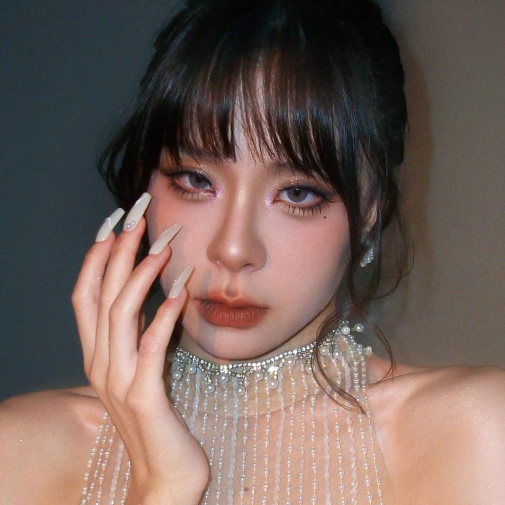 Korean Eye Makeup: 25 Stunning Ideas - Tutorials, Products, and Styles ...