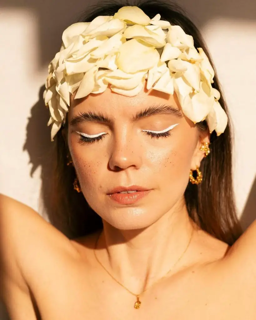 25 Ideas For 60s Eye Makeup Retro Tutorials And Modern Twists