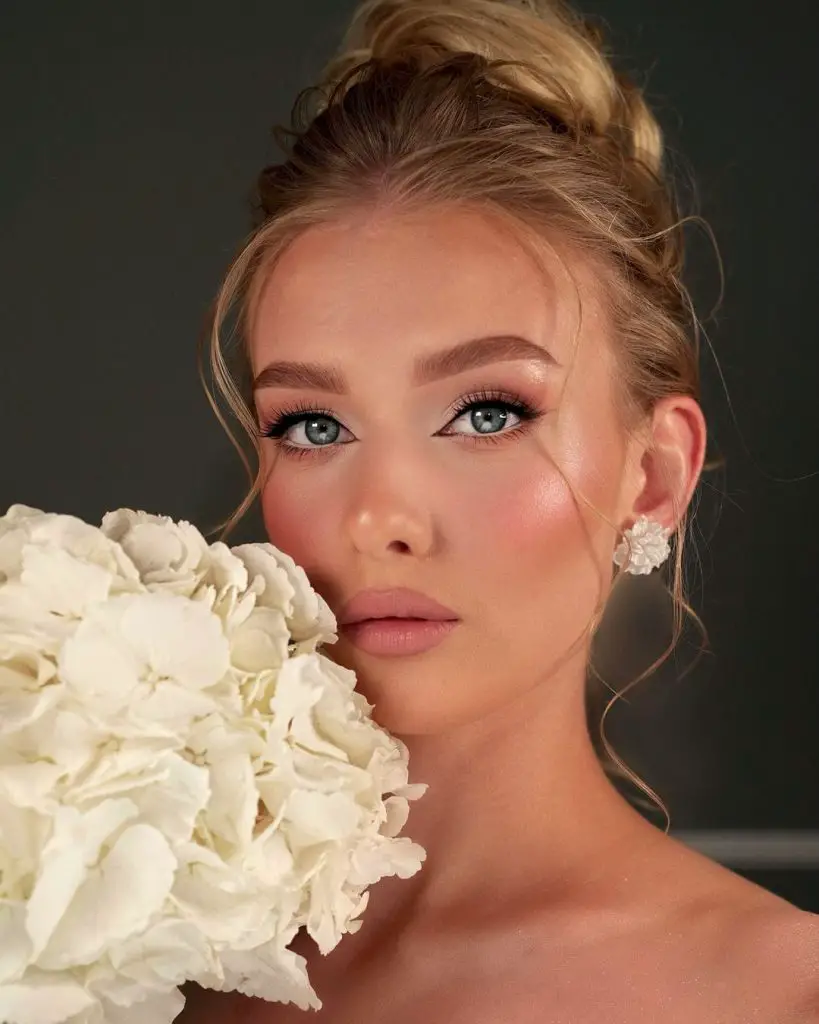 Wedding Eye Makeup: 29 Beautiful Ideas and Tutorials for Every Bride