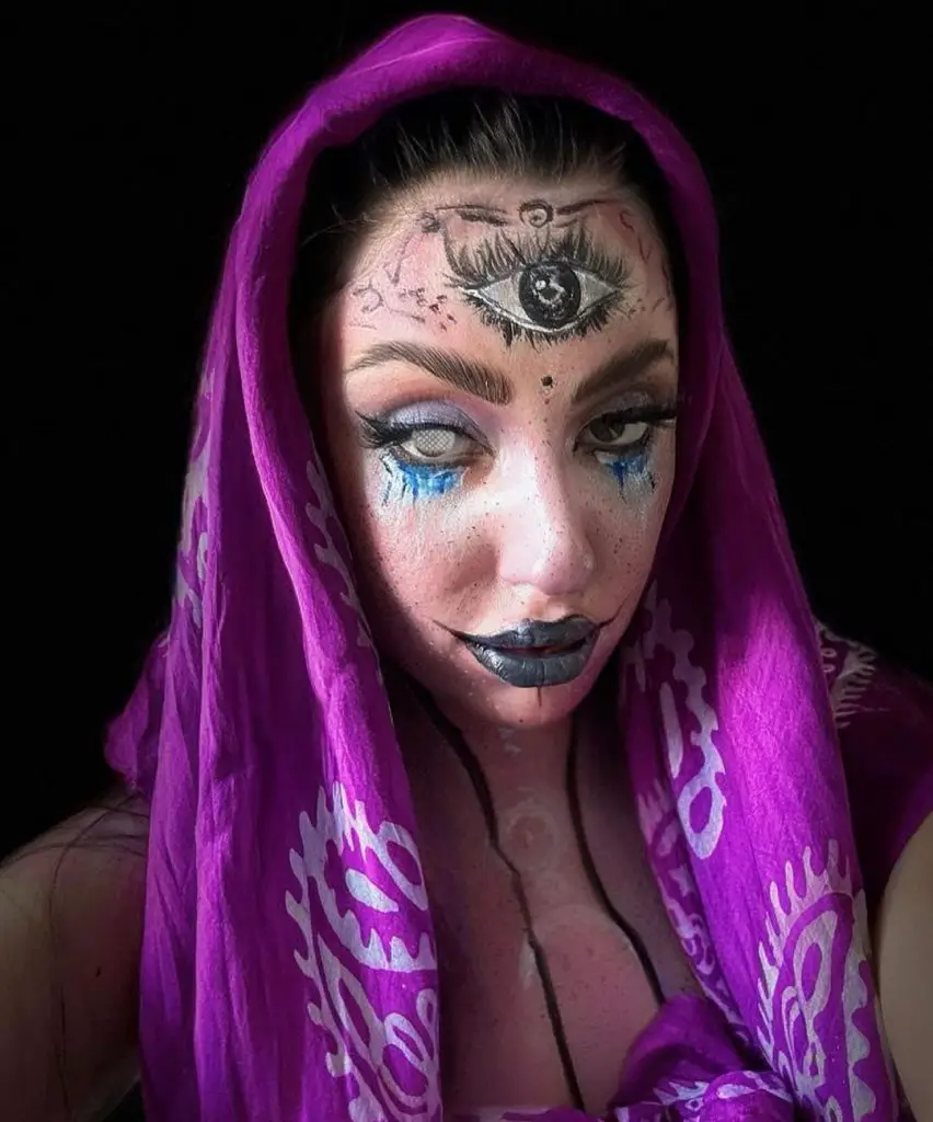 25 Witch Makeup Ideas: Pretty, Spooky, and Easy Looks for Halloween