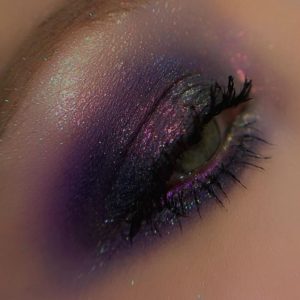 Purple Eye Makeup: 27 Stunning Ideas for Soft, Smokey, and Dramatic Looks