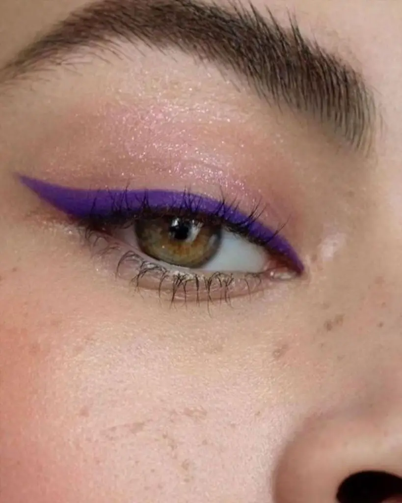 Purple Eye Makeup: 27 Stunning Ideas for Soft, Smokey, and Dramatic Looks