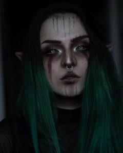 25 Witch Makeup Ideas: Pretty, Spooky, and Easy Looks for Halloween