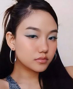 Makeup 00s 27 Ideas - Retro, Punk, and Glam Looks Inspired by the 2000s