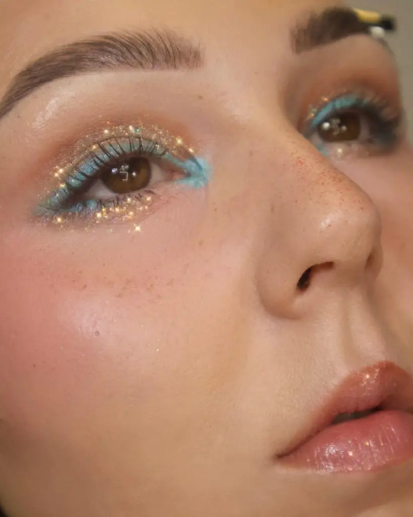 27 Euphoria Makeup Looks: Inspired by Maddie, Jules, Rue, and Cassie ...