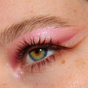 27 Sparkling Eye Makeup Ideas: Glitter, Glam, and Shine for Every Occasion