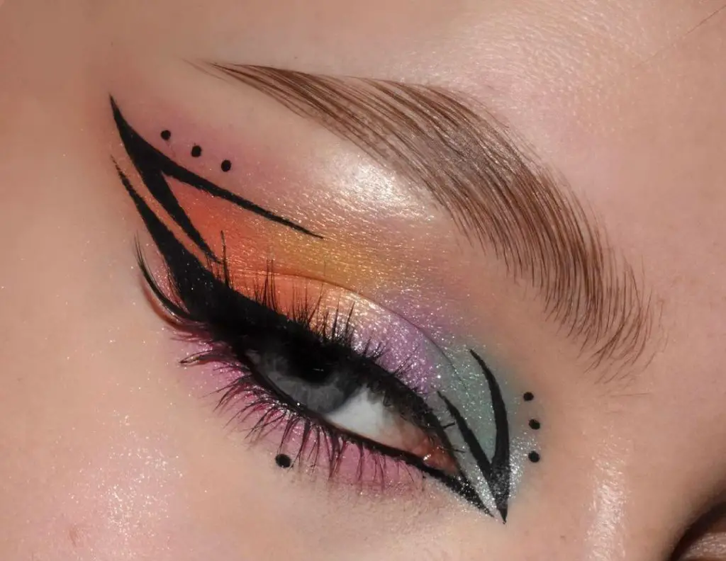 Fox Eye Makeup: 27 Stunning Ideas for Every Style and OccasionDiscover ...
