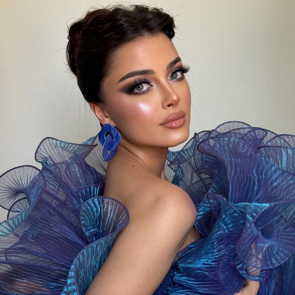 27 Makeup Ideas for Round Eyes - Enhance Your Shape with Easy, Glam ...