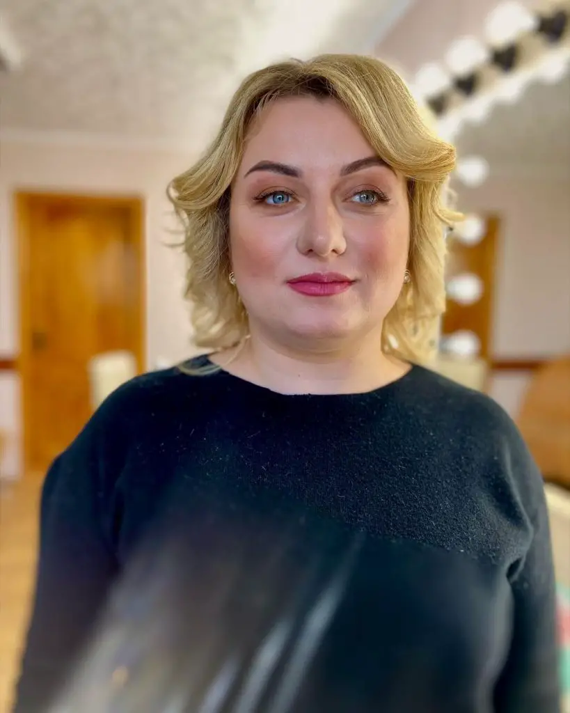 27 Makeup Ideas for Women 50 and Older: Natural, Elegant, and Tutorial Tips