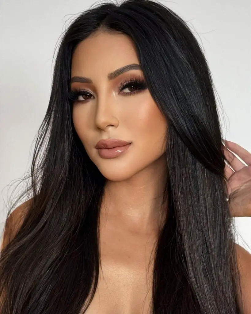 Simple Eye Makeup: 29 Easy and Stunning Ideas for Every Occasion