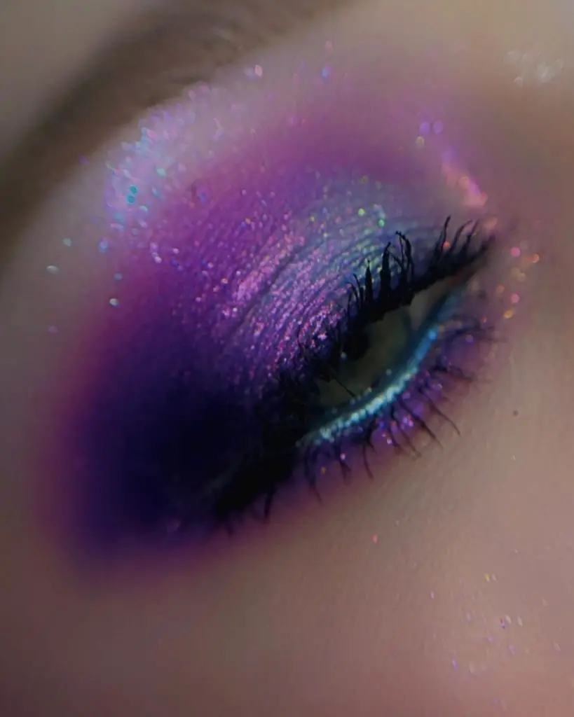Purple Eye Makeup: 27 Stunning Ideas for Soft, Smokey, and Dramatic Looks
